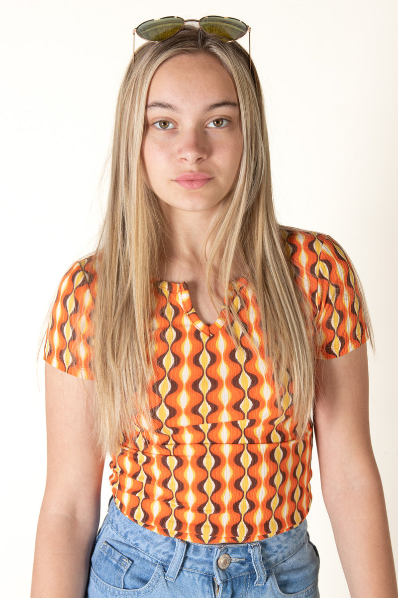 70's Wave Print Notch Neck Tee – Ragstock