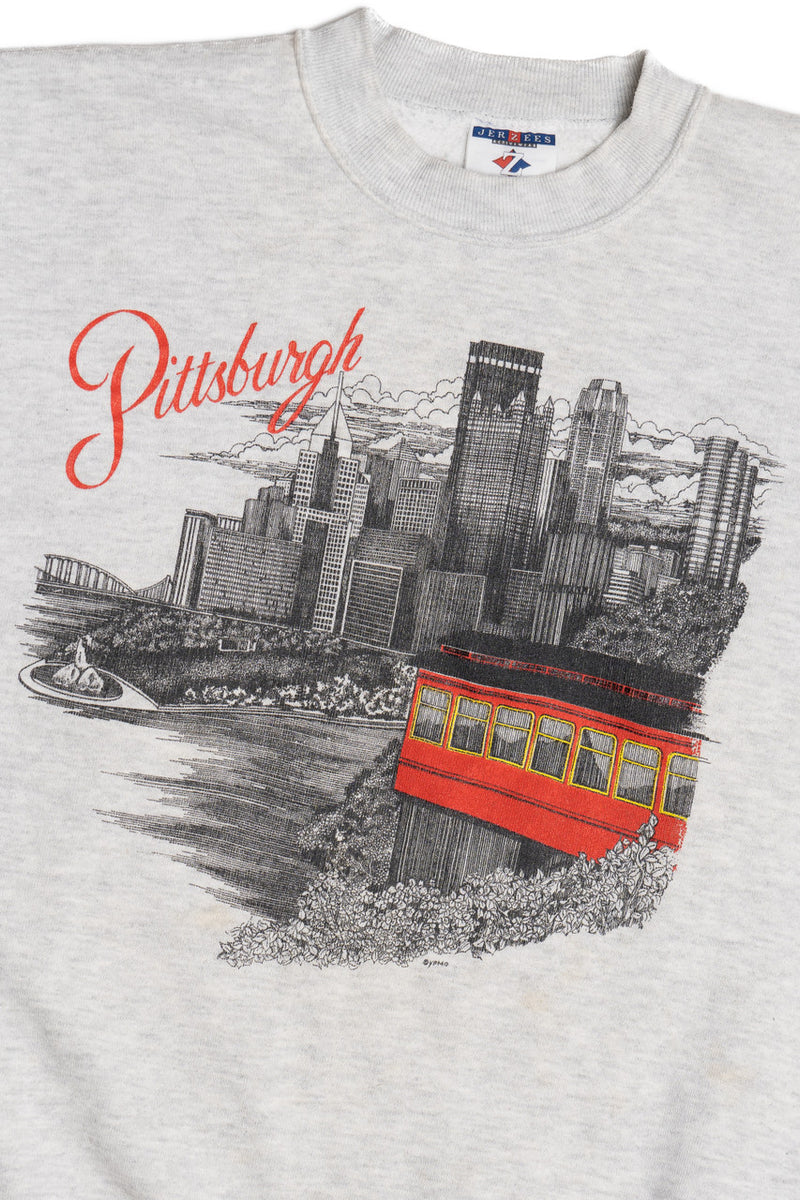 Vintage "Pittsburgh" Illustrated City Skyline Sweatshirt – Ragstock